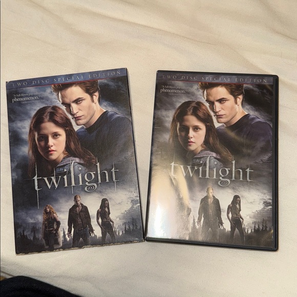 SUMMIT | Media | Twilight Two Disc Special Edition | Poshmark